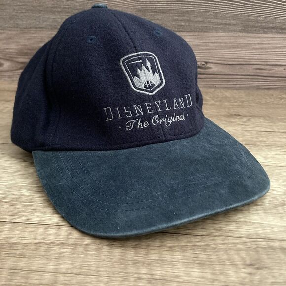 Disney | Accessories | Vintage Disneyland Resort Cap Osfm The Original ...